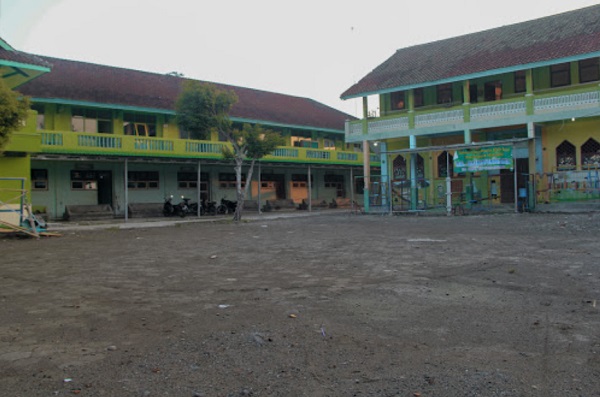 Pesantren Darussa’adah Kebumen | Pesantren › LADUNI.ID - Layanan ...